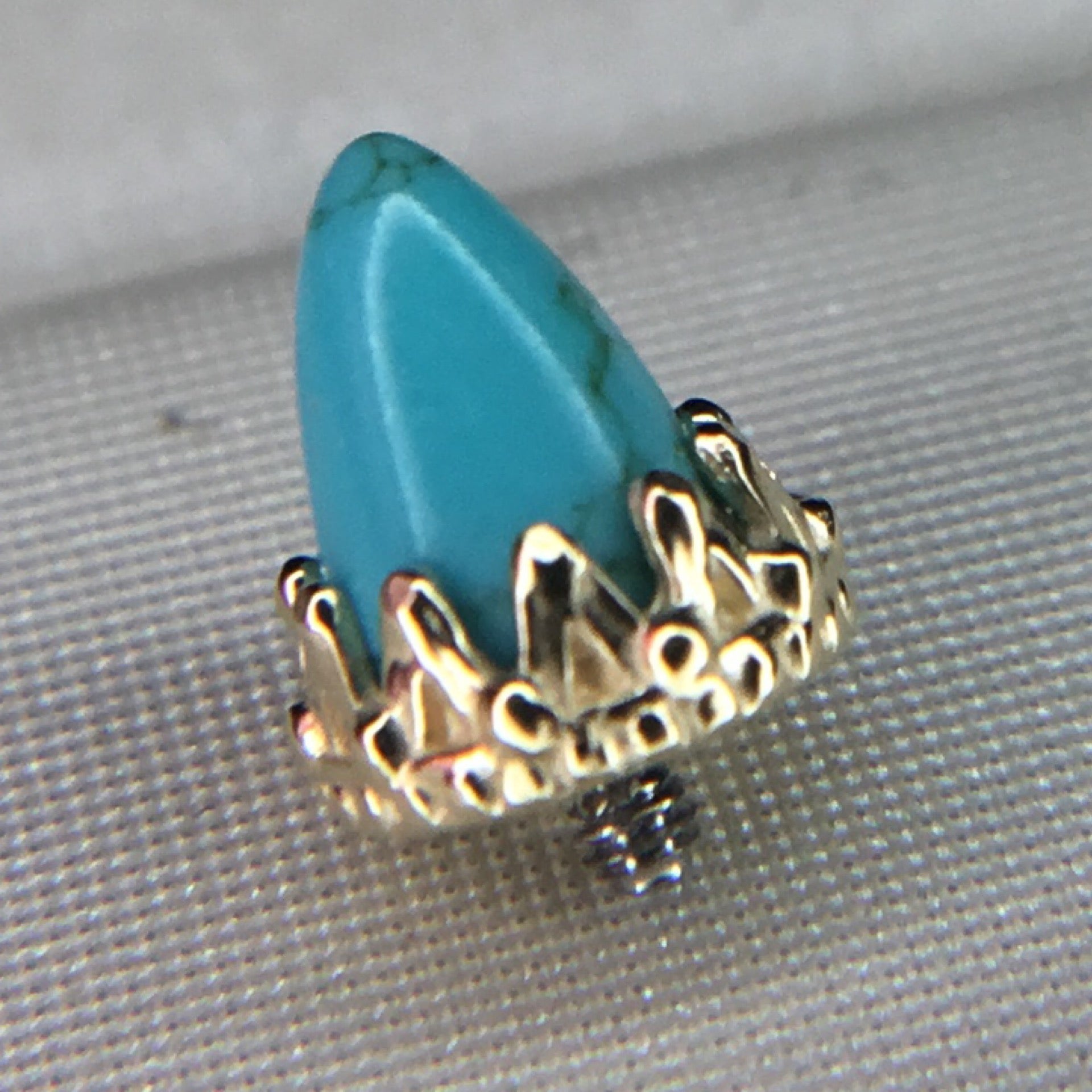 Bullet Cut King Crown 4mm Turquoise YG Anatometal 14g Threaded | Bloom ...